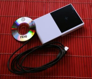 CPR40.30 - Reader NFC & RFID DeskTop RS-232