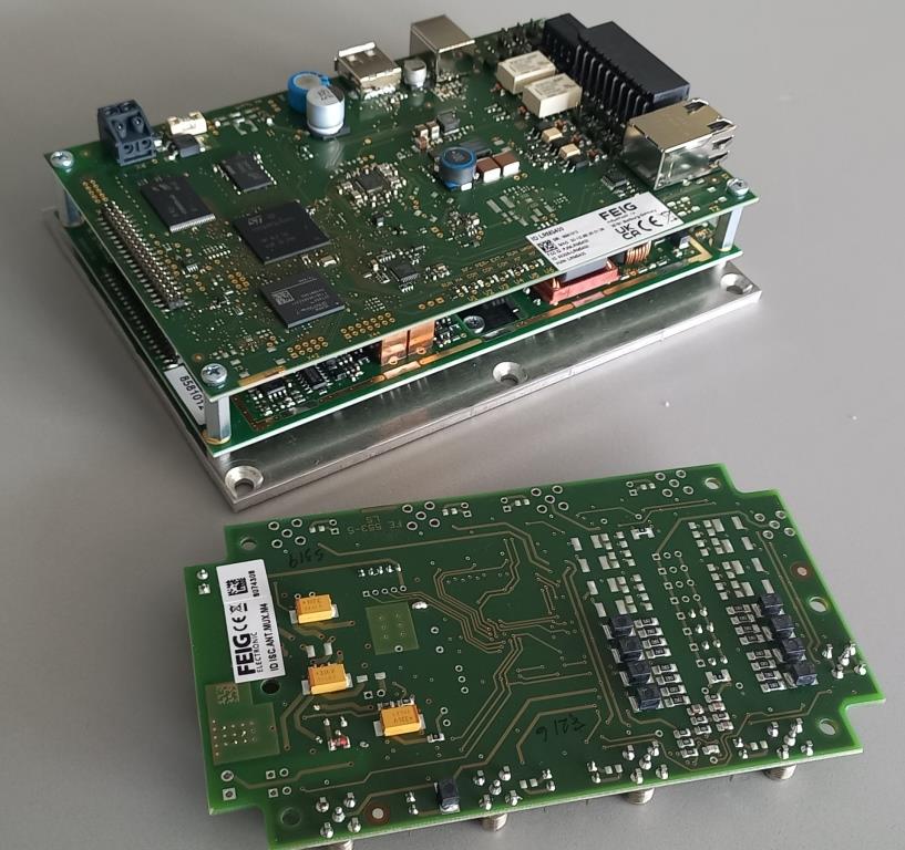 Nuovo dispositivo RFID HF Long Range Reader LR5400